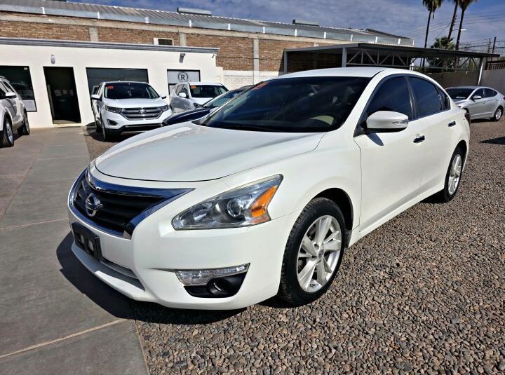 NISSAN ALTIMA 2014 - Rosas Automotriz